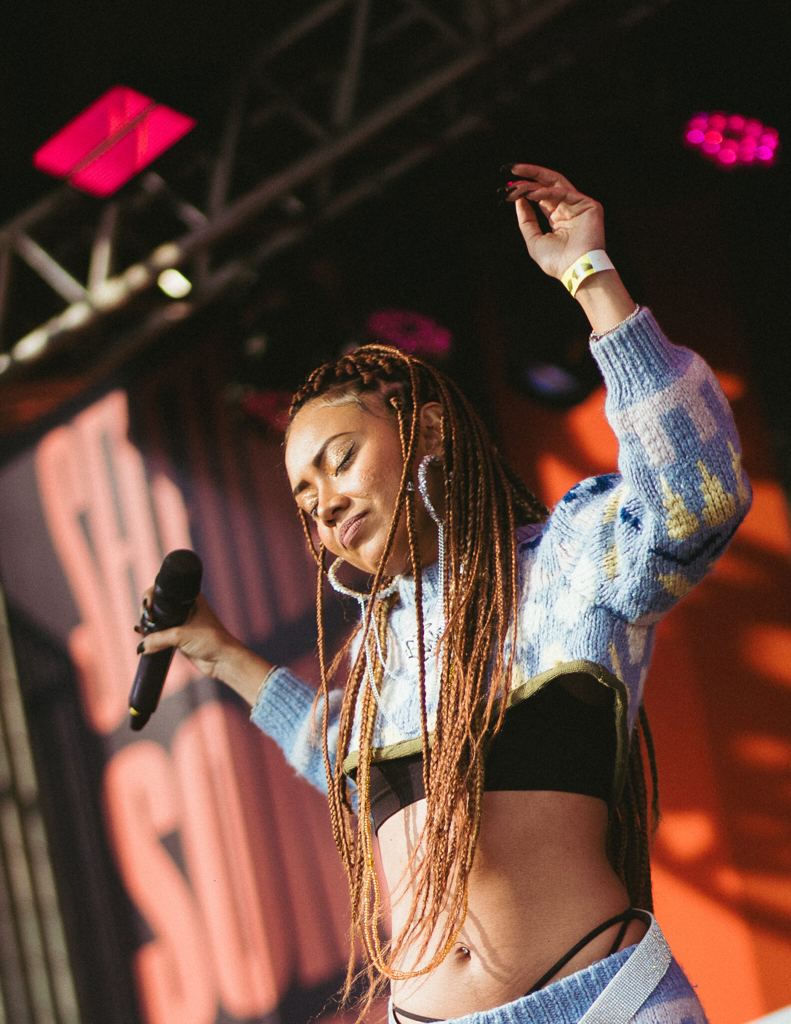 Rapper Anna Suav concorre em seletiva nacional do Festival Sons da Rua ...