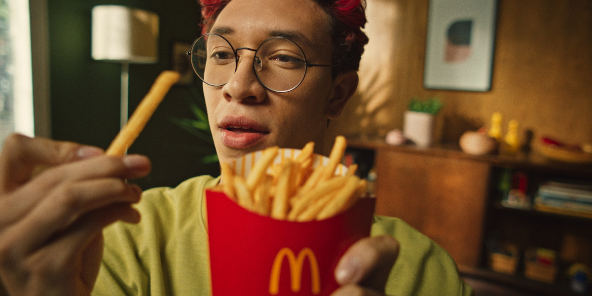 ‘Você pede, o Méqui Pá’: nova campanha do McDonald's destaca montagem ...