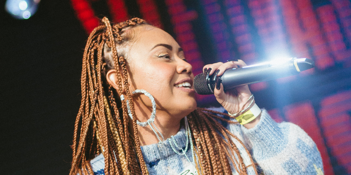 Rapper Anna Suav concorre em seletiva nacional do Festival Sons da Rua ...